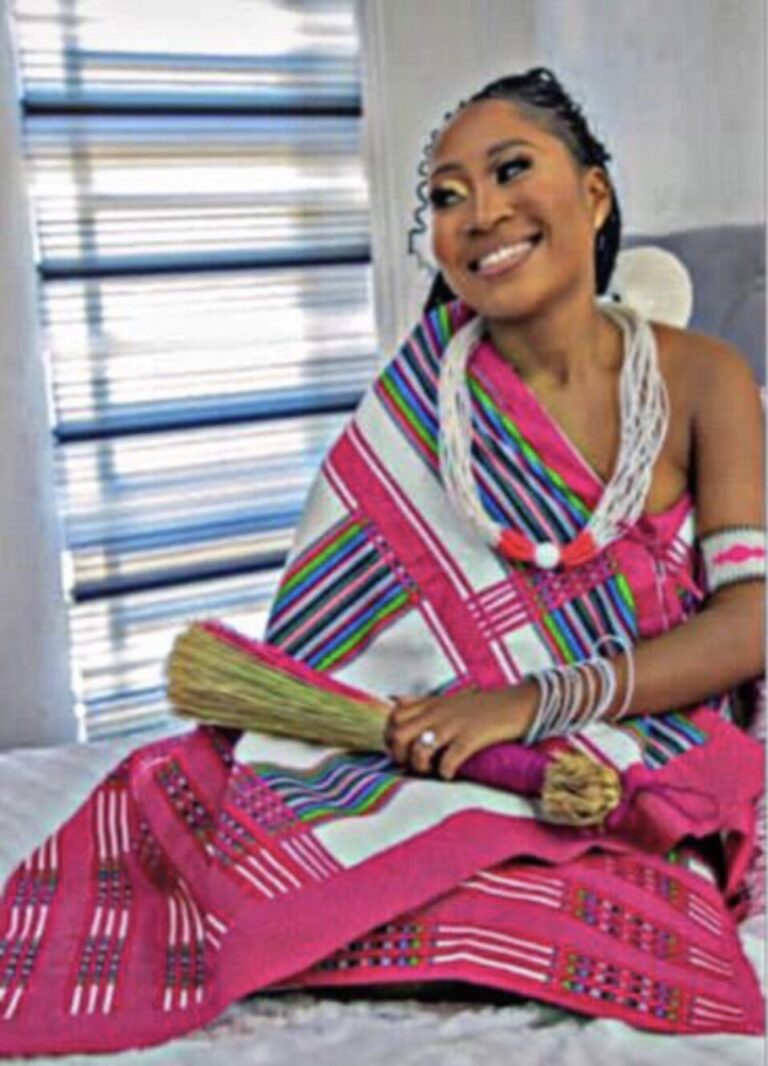 Minwenda Traditional Venda Attire for Young Girls – Women – Lotsha Onaka